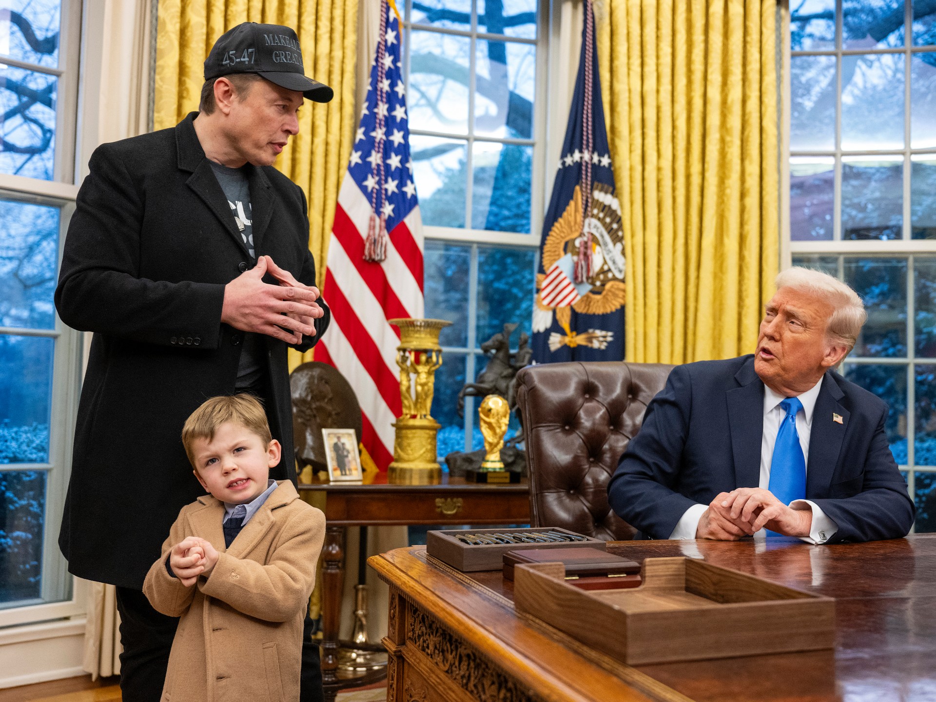 Elon Musk appears at White House defending DOGE’s work – DNyuz Elon Musk appears at White House defending DOGE’s work – DNyuz