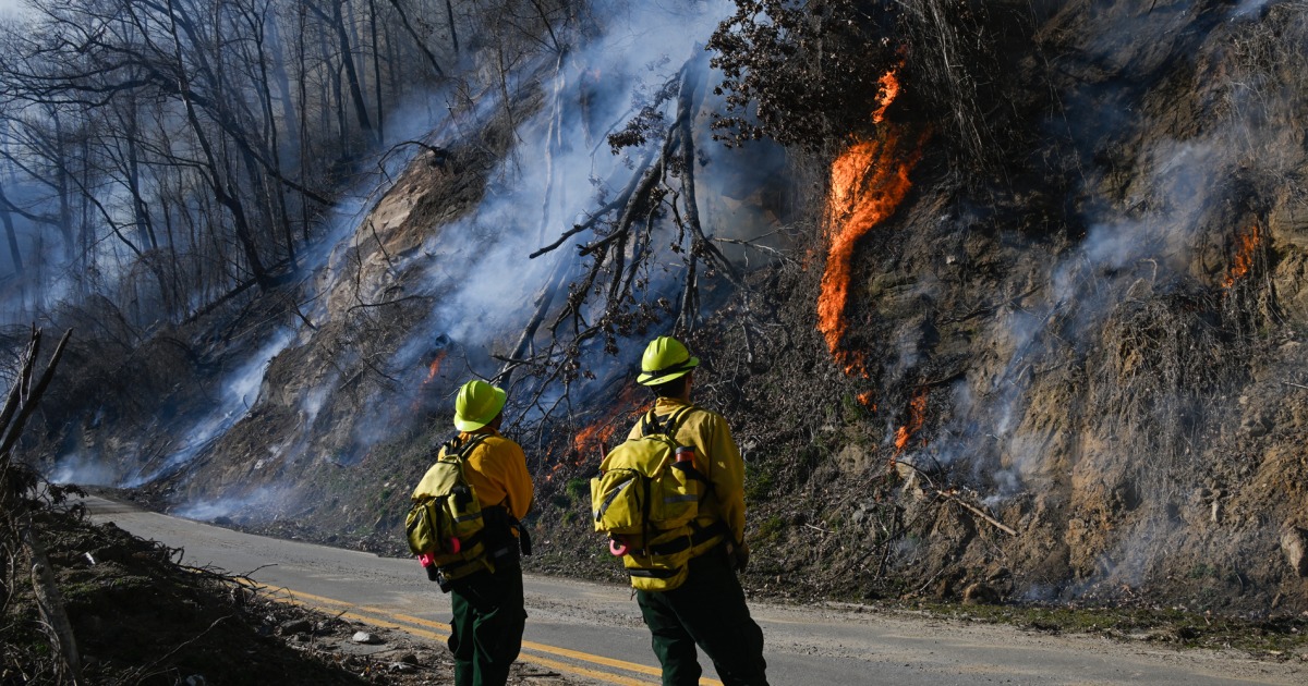 North Carolina wildfires prompt evacuation orders – DNyuz North Carolina wildfires prompt evacuation orders – DNyuz