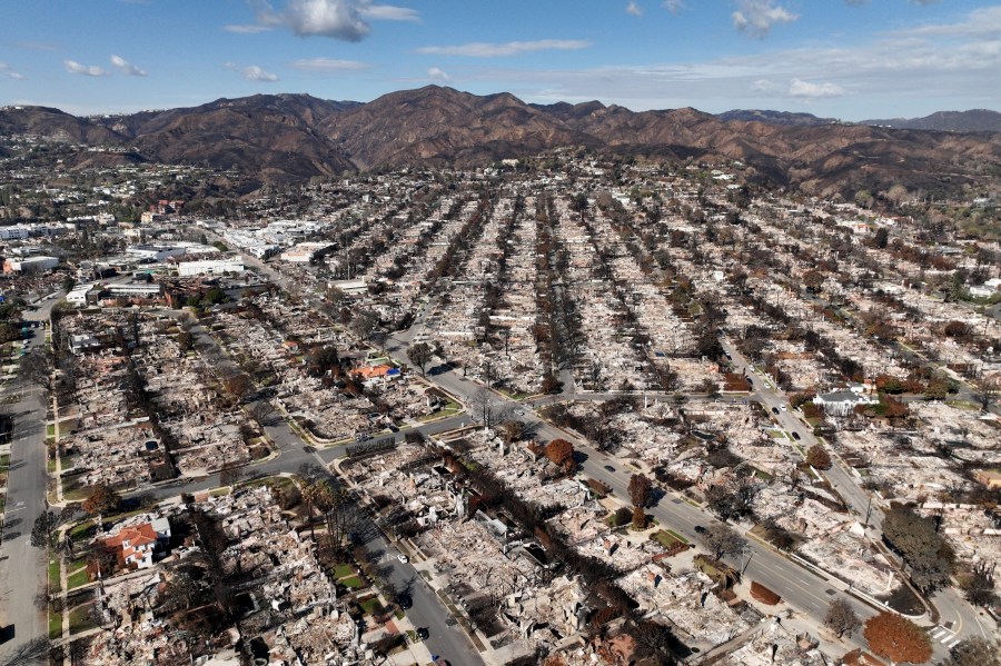Evacuation orders officially lifted for all Palisades Fire burn zones ... Evacuation orders officially lifted for all Palisades Fire burn zones ...