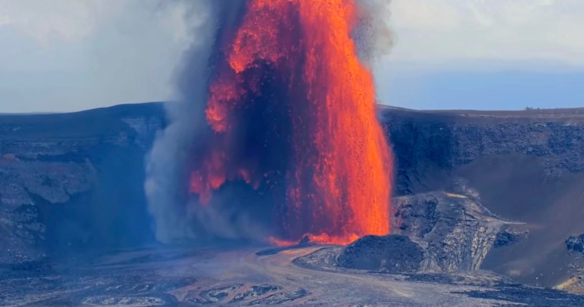 Hawaii’s Kilauea Volcano erupts again, spewing lava 330 feet high – DNyuz Hawaii’s Kilauea Volcano erupts again, spewing lava 330 feet high – DNyuz