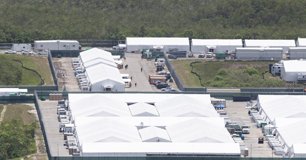 Judge Orders Halt to Construction at Florida’s ‘Alligator Alcatraz’ Detention Center – DNyuz