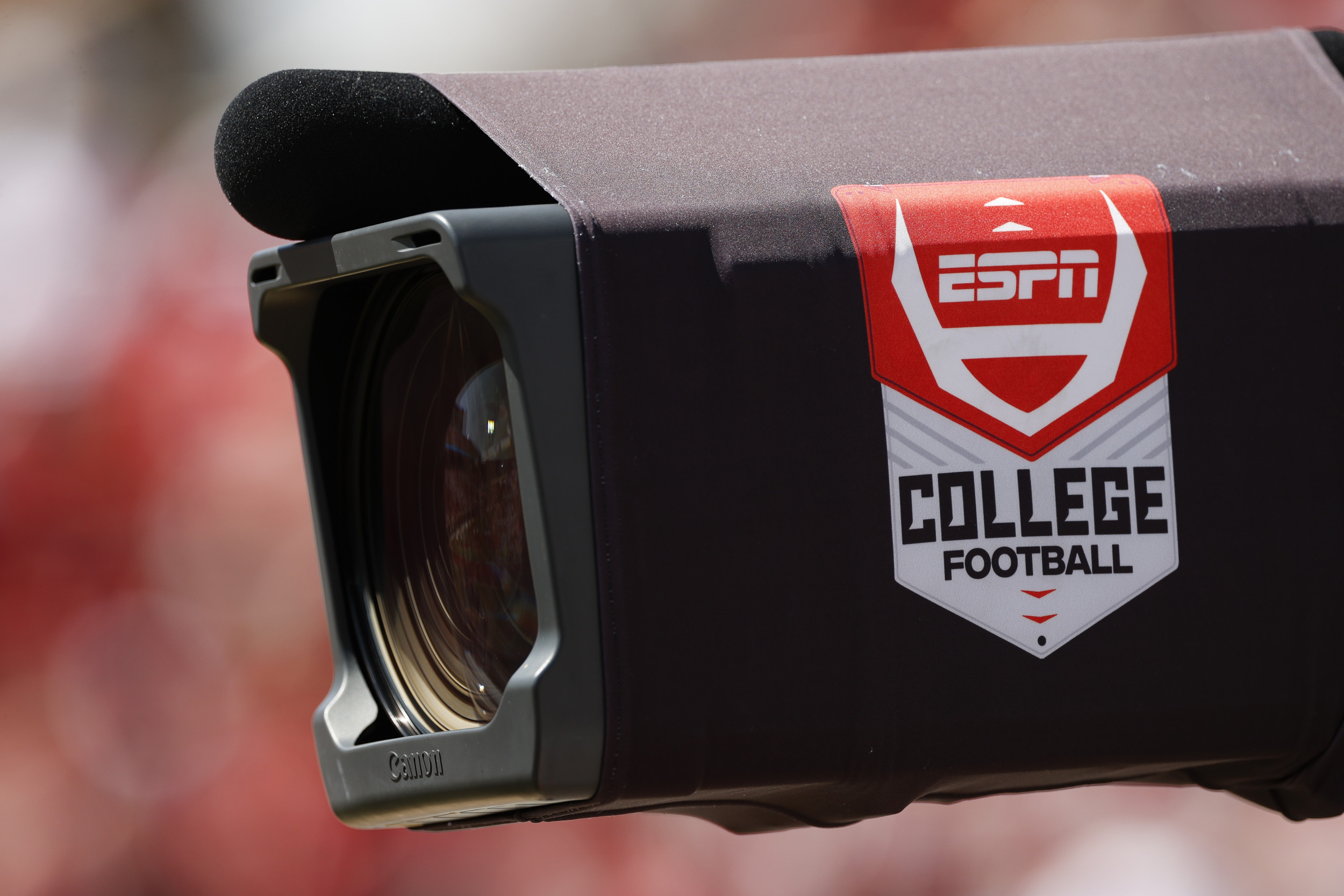 How to Watch NCAA College Football with ESPN Unlimited: ESPN’s New Streaming Service Explained ...