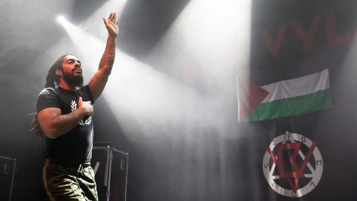 Police Close Investigation Into Controversial Bob Vylan Glastonbury ...