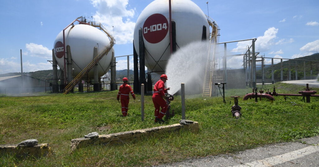 Trump Long Wanted to ‘Take the Oil.’ He Says He’ll Do It in Venezuela ...