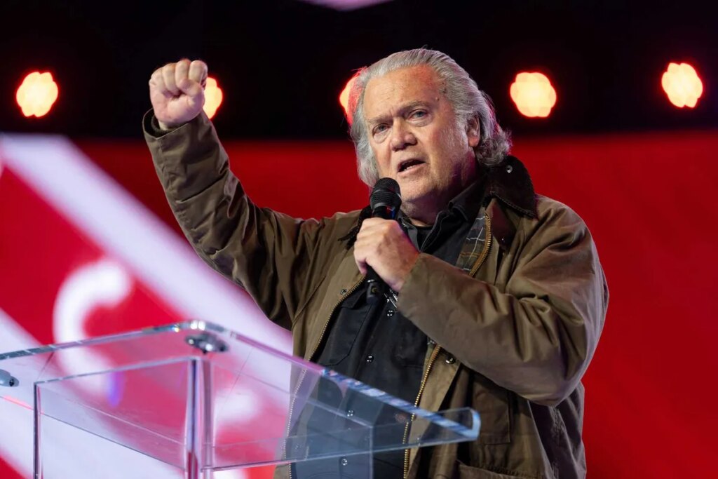 Insiders say Steve Bannon to challenge JD Vance in 2028 presidential ...