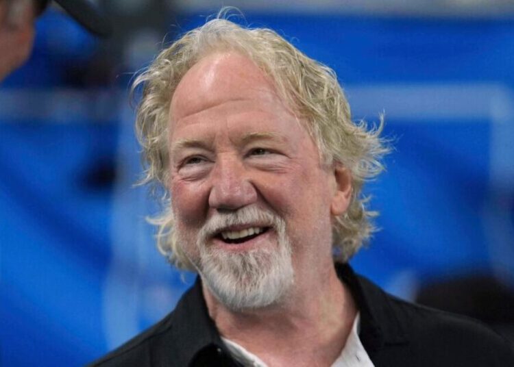 Timothy Busfield surrenders to police in New Mexico amid child sex ...