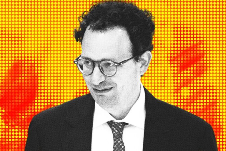 Anthropic CEO Warns of “Tsunami” on Horizon – DNYUZ