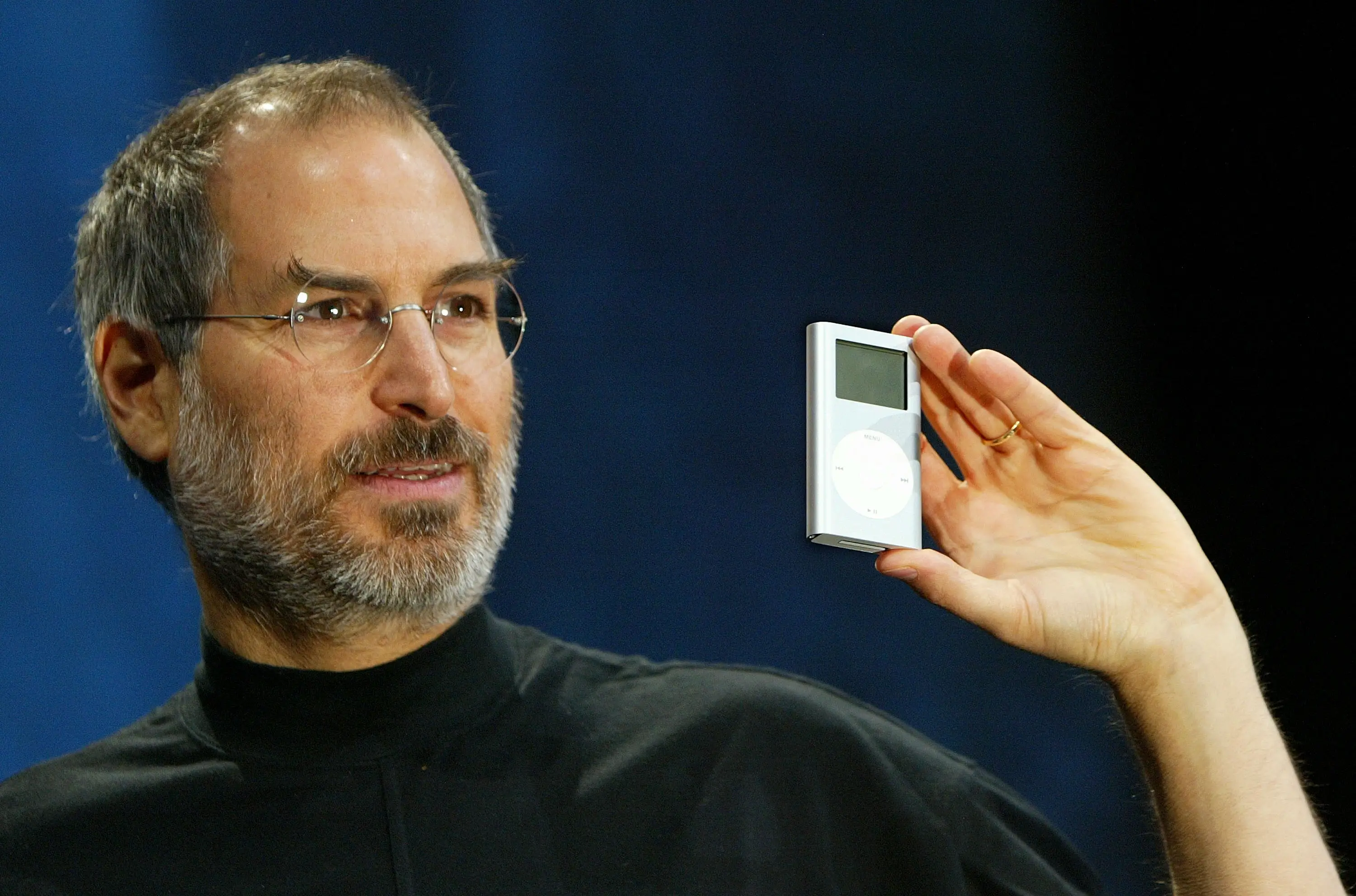 The ‘father of the iPod’ says Apple should bring back a ‘nostalgic ...