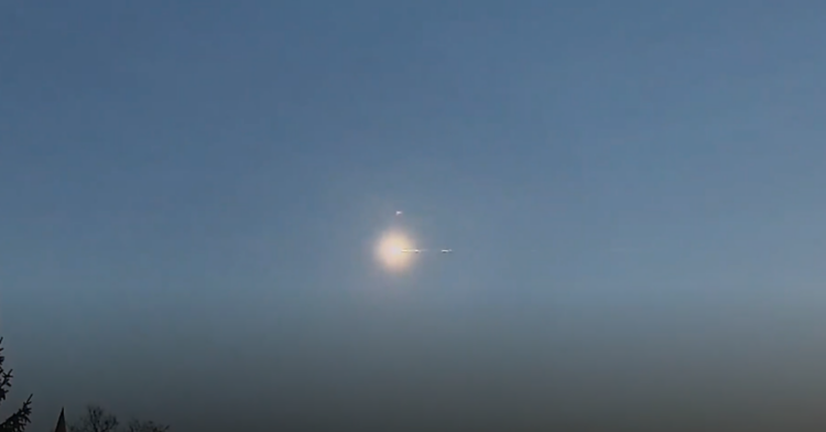 Meteorite Crashes Through Roof in Germany After Fiery Light Show – DNYUZ