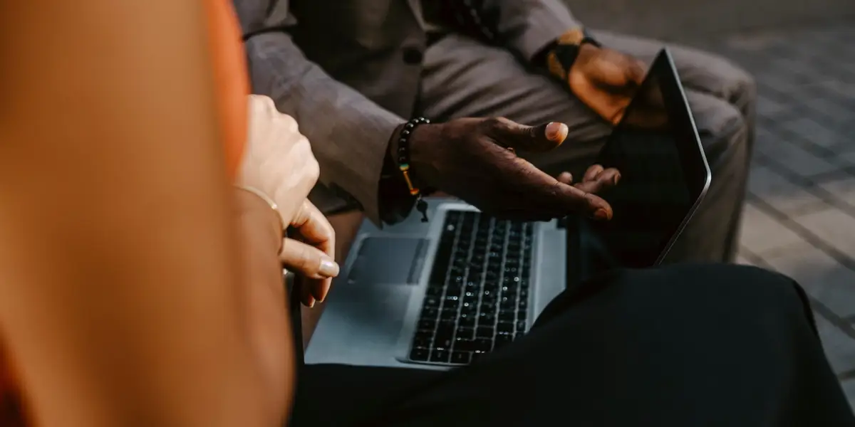 The 5 most important work relationships you should prioritize for ...