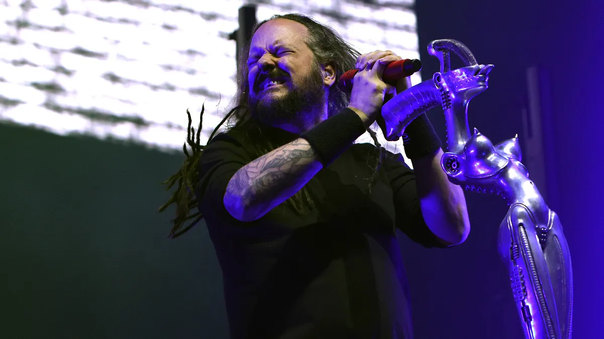 Korn Goes Viral After TikTok Finds Out ‘Freak on a Leash’ Syncs ...
