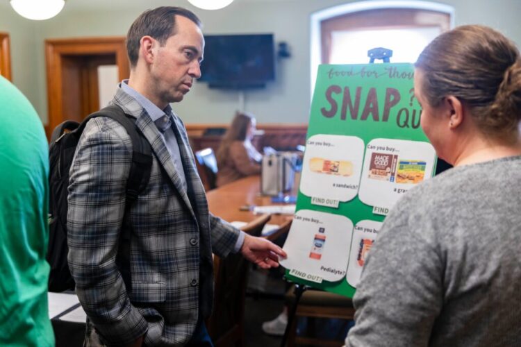 KitKat, Gatorade or granola bars? What’s banned under new SNAP rules is ...