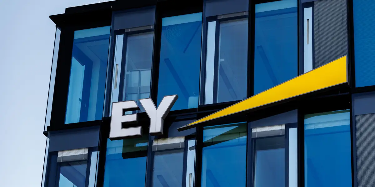 EY’s new AI agents will make life harder for entry-level accountants at ...