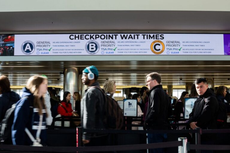 Some airports beg: Please don’t show up four hours early – DNYUZ