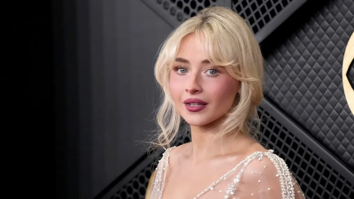 Sabrina Carpenter Sparks Controversy After Seemingly Mocking Fan’s ...
