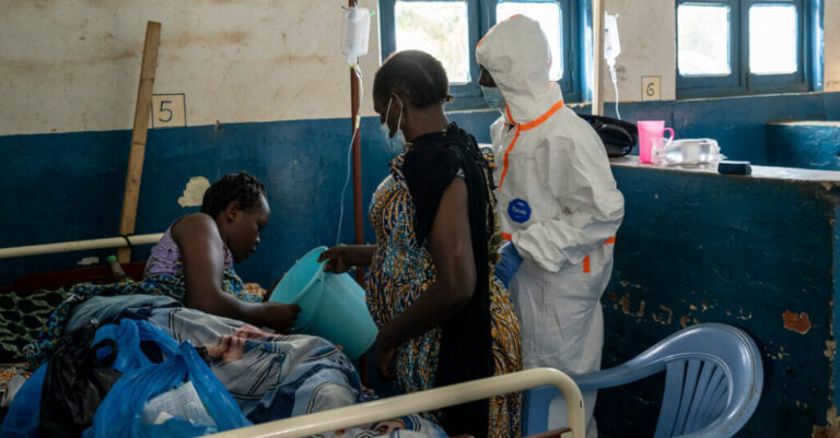 Inside the Ebola Epicenter, the Virus Rages With Little to Stop It – DNYUZ