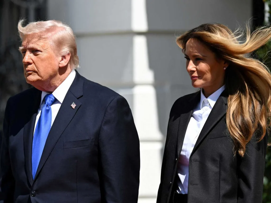 Melania Trump humiliated her husband as he tries to outrun his decay ...