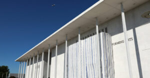 At the Kennedy Center, a Name Change Shrouded in Uncertainty – DNYUZ