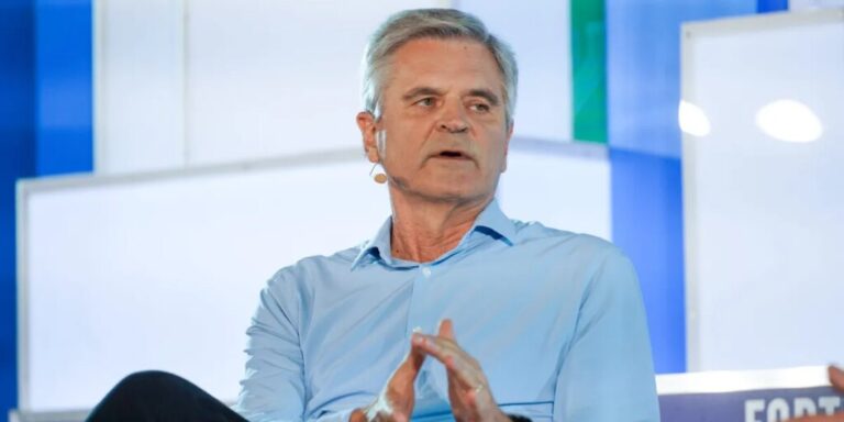 AOL cofounder Steve Case on AI— major upside, real risk, and ‘probably ...