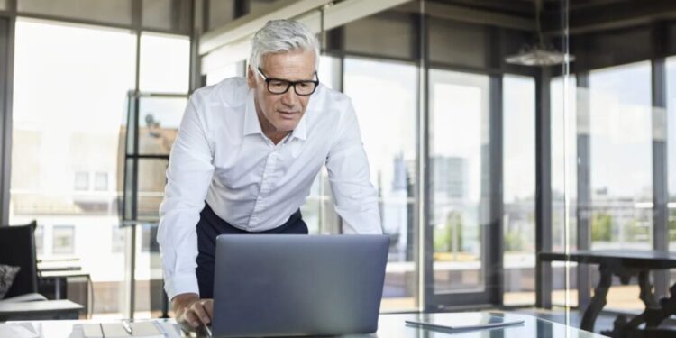 LinkedIn research says half of C-suite leaders are flying blind on AI ...
