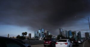 Los Angeles Warehouse Fire Prompts Thousands to Shelter in Place – DNYUZ
