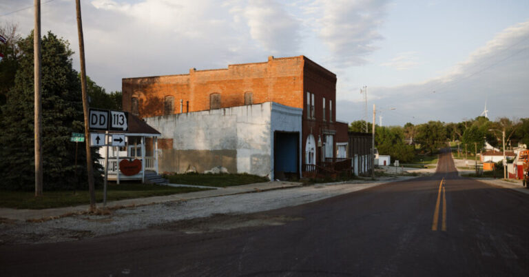 A Reporter’s Memories Cross Two-Lane Highways in Missouri – DNYUZ